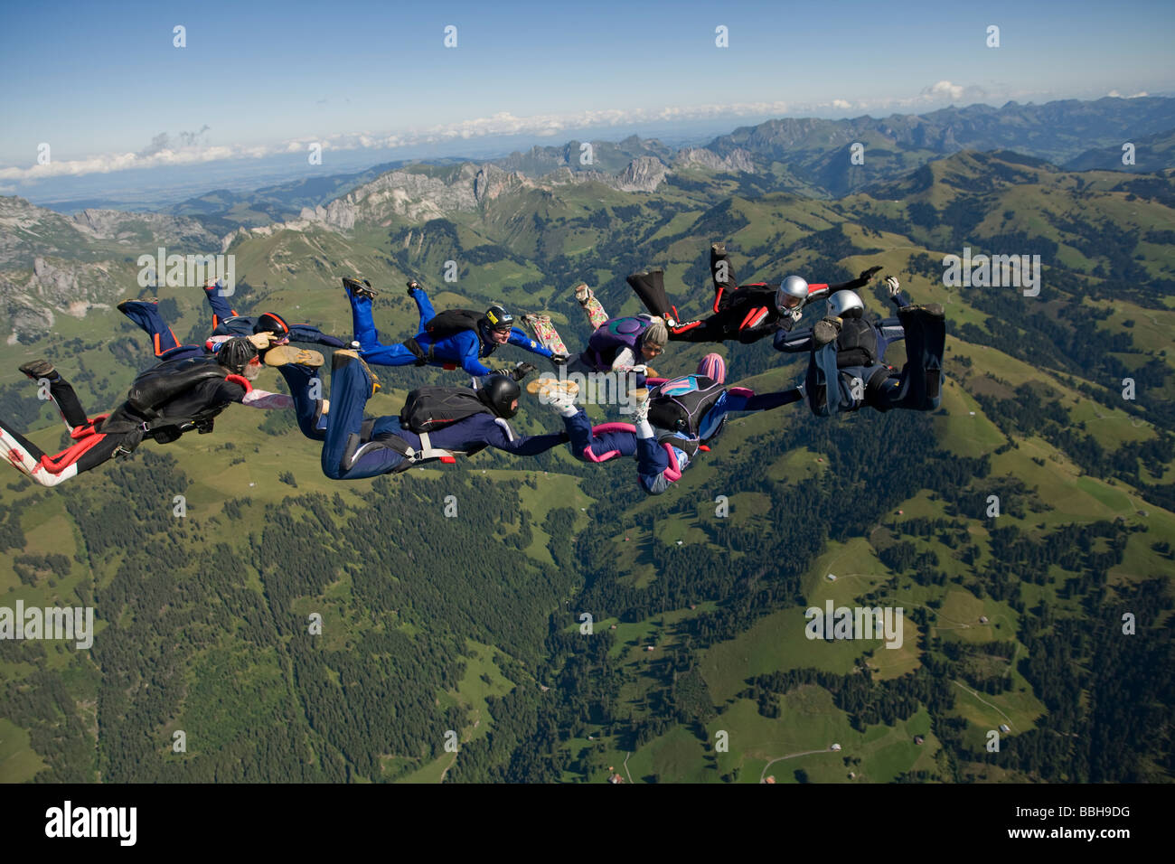 Sky divers formation hi-res stock photography and images - Alamy