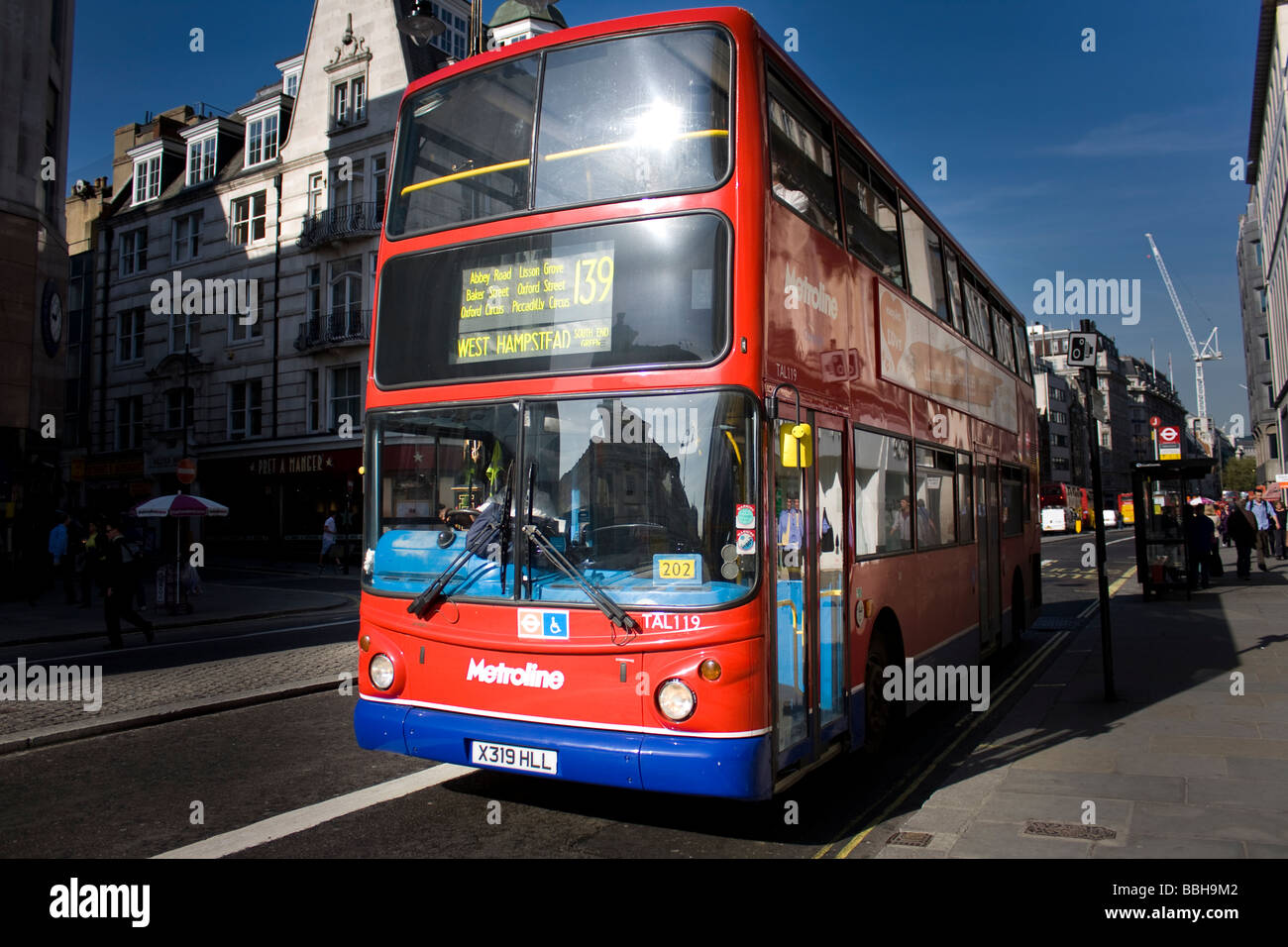 Going on a bus hi-res stock photography and images - Alamy