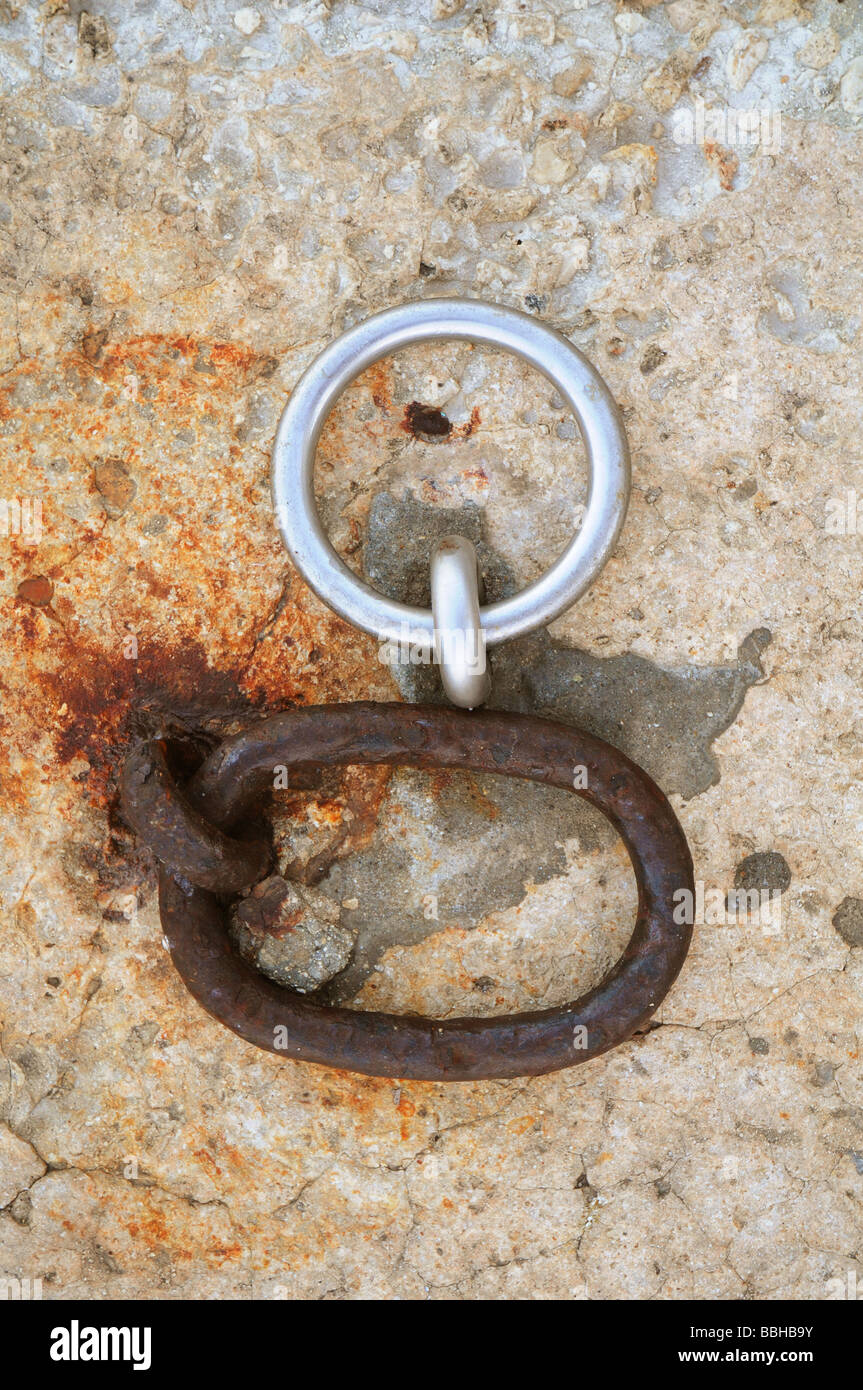 Rock anchoring hi-res stock photography and images - Alamy