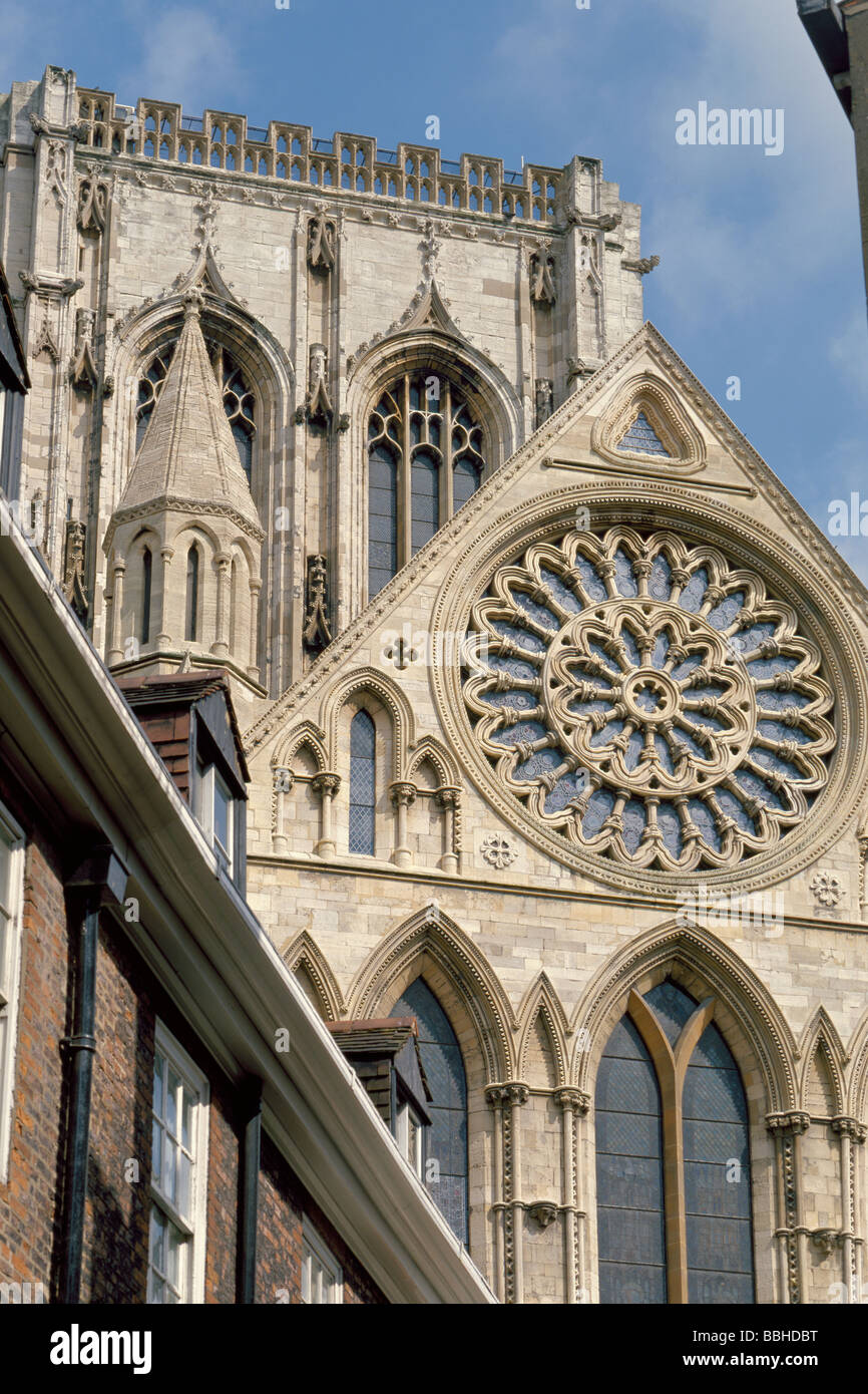 Huge rose window hi-res stock photography and images - Alamy