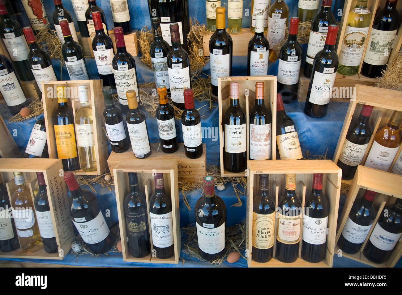 Wine shop display in Bordeaux France Stock Photo - Alamy