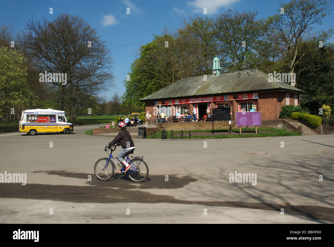 Aviary Cafe Sefton Park Liverpool UK Stock Photo - Alamy
