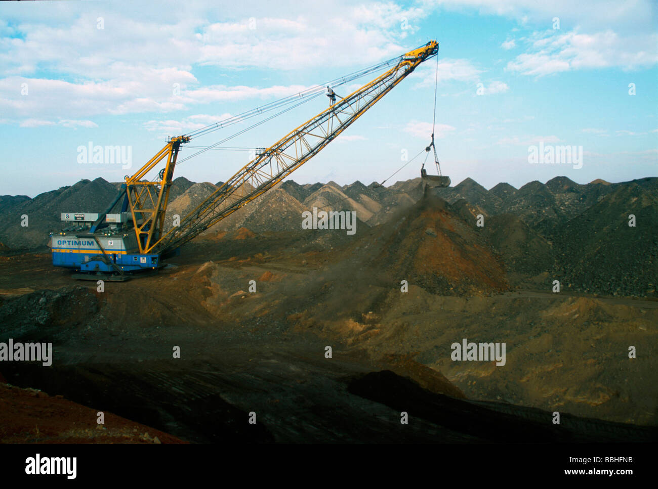 Energy dragline hi-res stock photography and images - Alamy