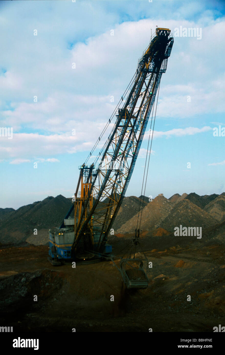 Energy dragline hi-res stock photography and images - Alamy