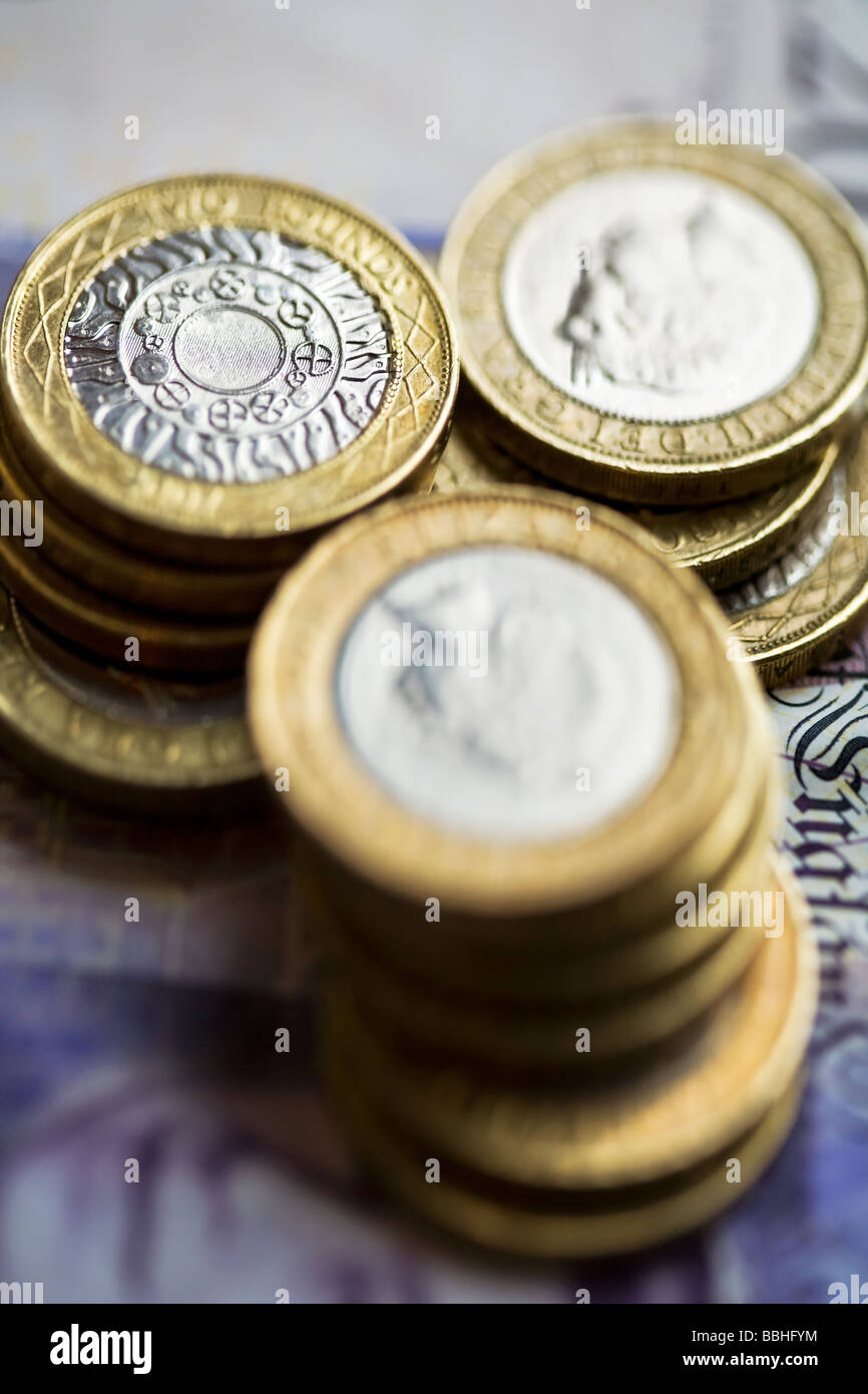 two pound coins Stock Photo - Alamy