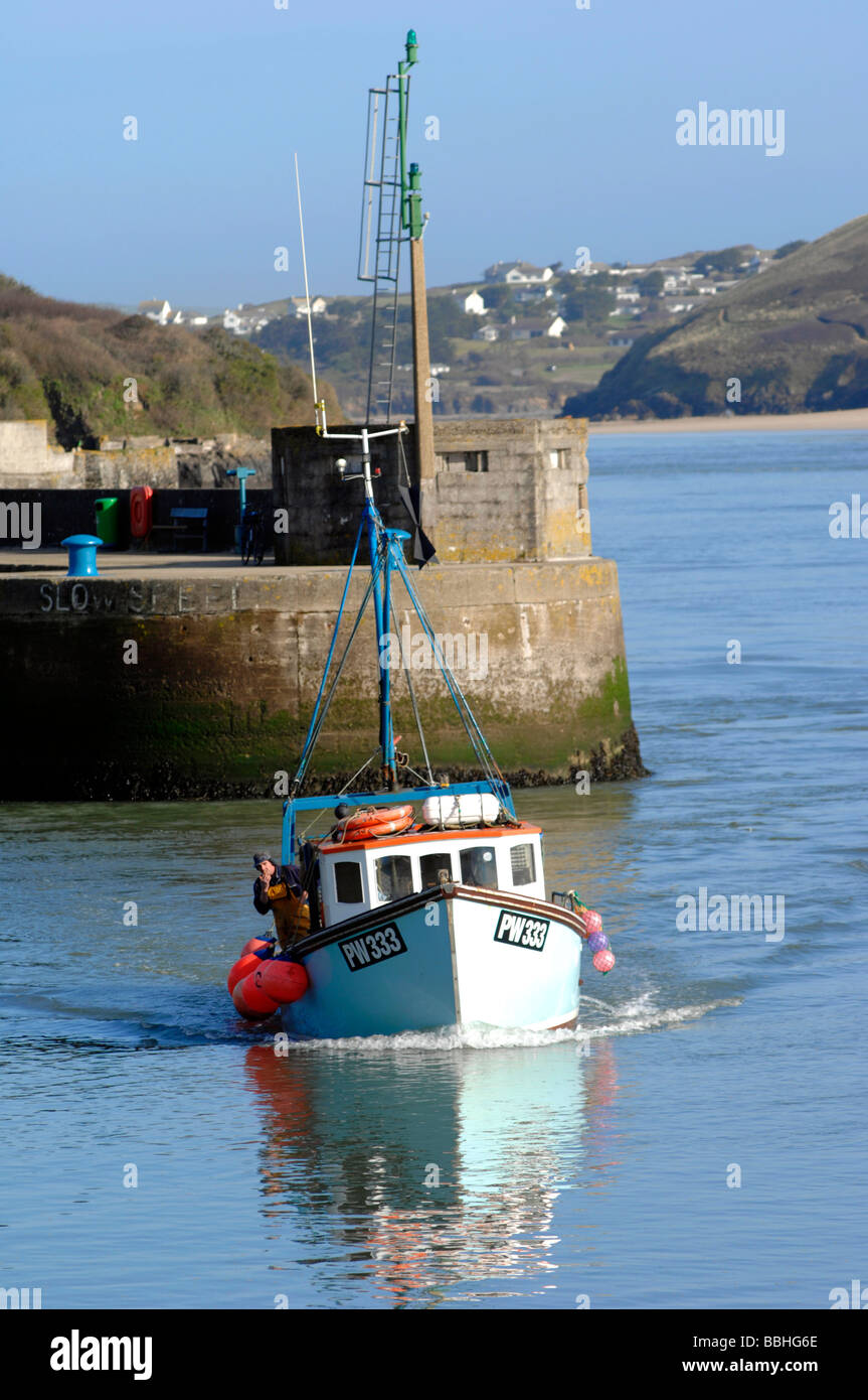Padstow Harbour For Sea Fishing at Rose Longstaff blog