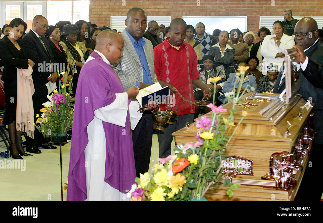 Lindiwe sisulu hi-res stock photography and images - Alamy