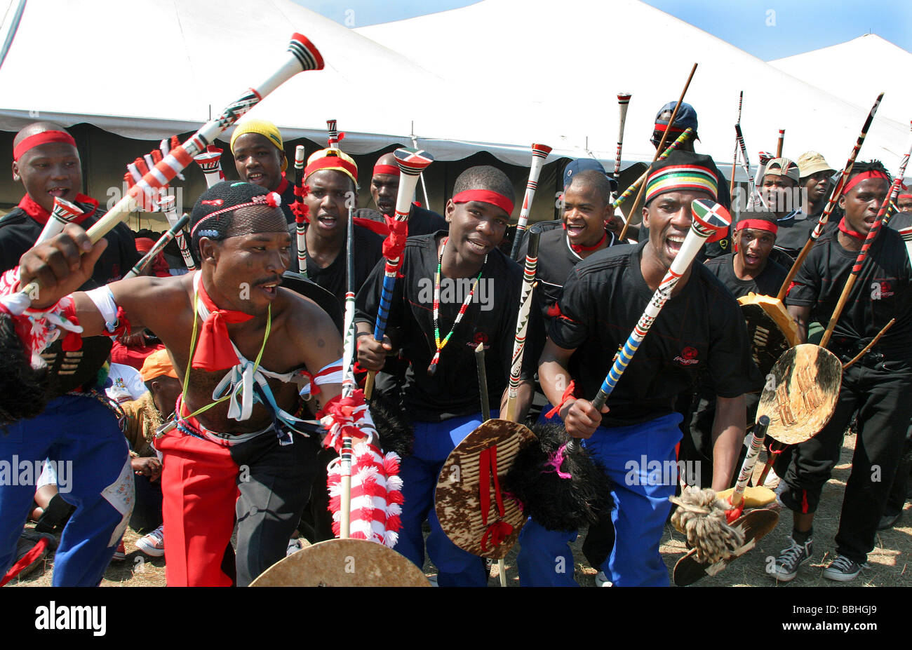 Hundreds of Amabutho Zulu warriors descend onto the Ulundi stadium to ...