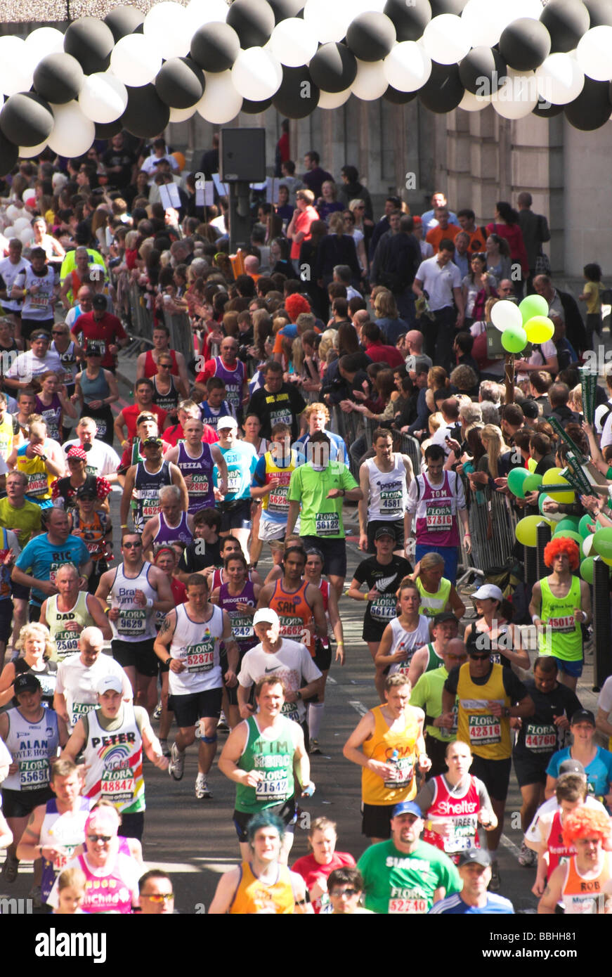 Marathon spectators men male hi-res stock photography and images - Alamy