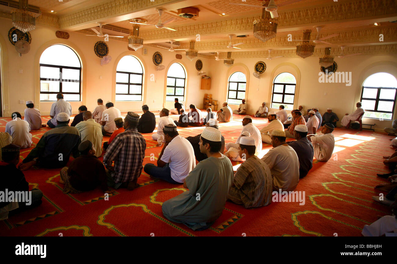 Many Muslims gather to offer the first namaaz prayer at the Soofie ...