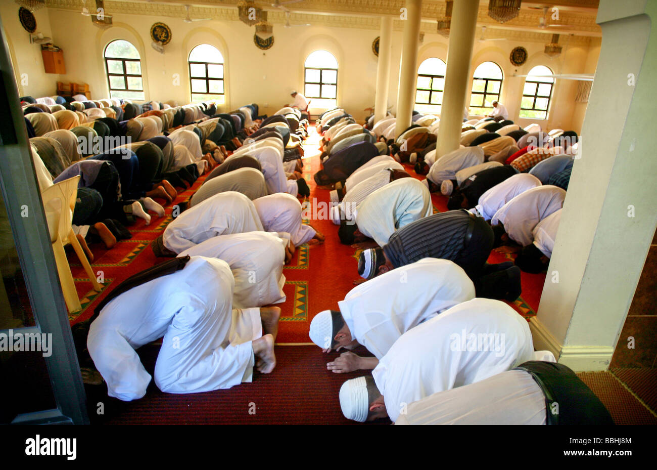 Many Muslims gather to offer the first namaaz prayer at the Soofie ...