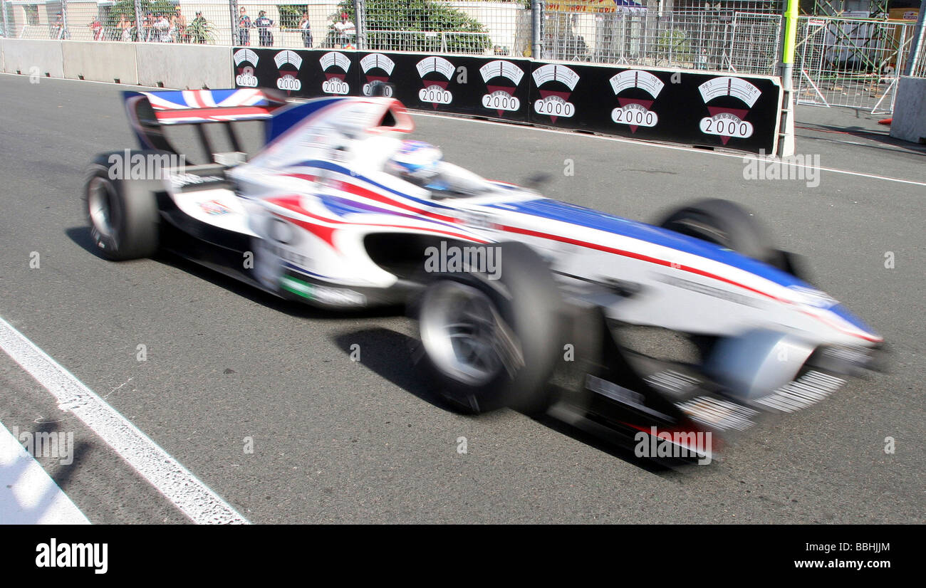 Team Great Britains s Robbie Kerr speeds through the track Team Germany ...