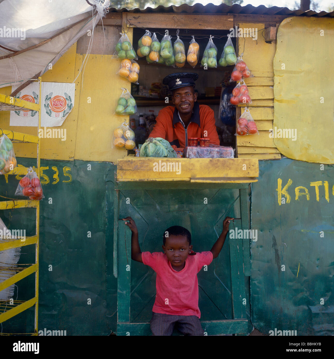 Spaza shop hi-res stock photography and images - Alamy