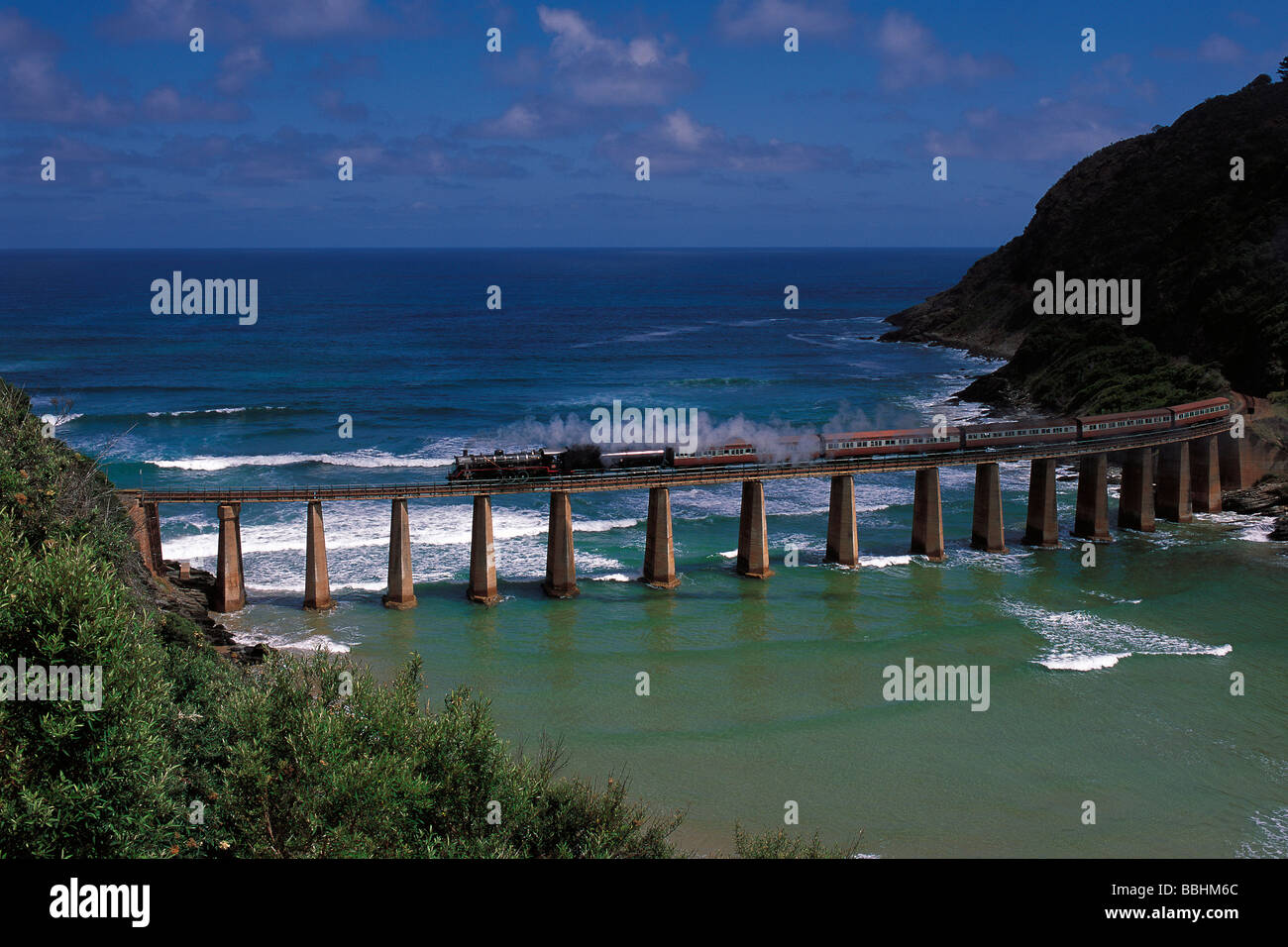AN OLD STEAM TRAIN THAT RUNS BETWEEN GEORGE AND KNYSNA OFFERS TOURISTS ...