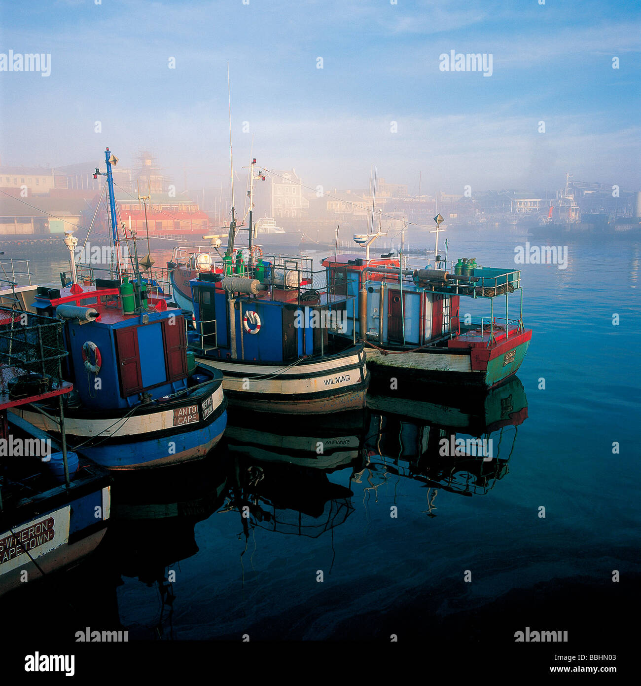 ON TABLE BAY IS THE COLOURFUL OLD DOCKYARD WITH ITS VICTORIAN BUILDINGS ...