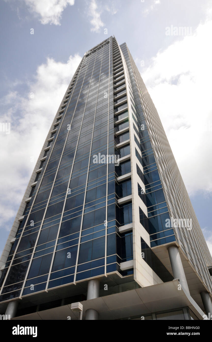 Israel Tel Aviv modern high rise building Stock Photo - Alamy