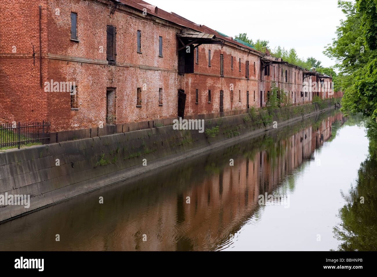 Military base quarters hi-res stock photography and images - Alamy