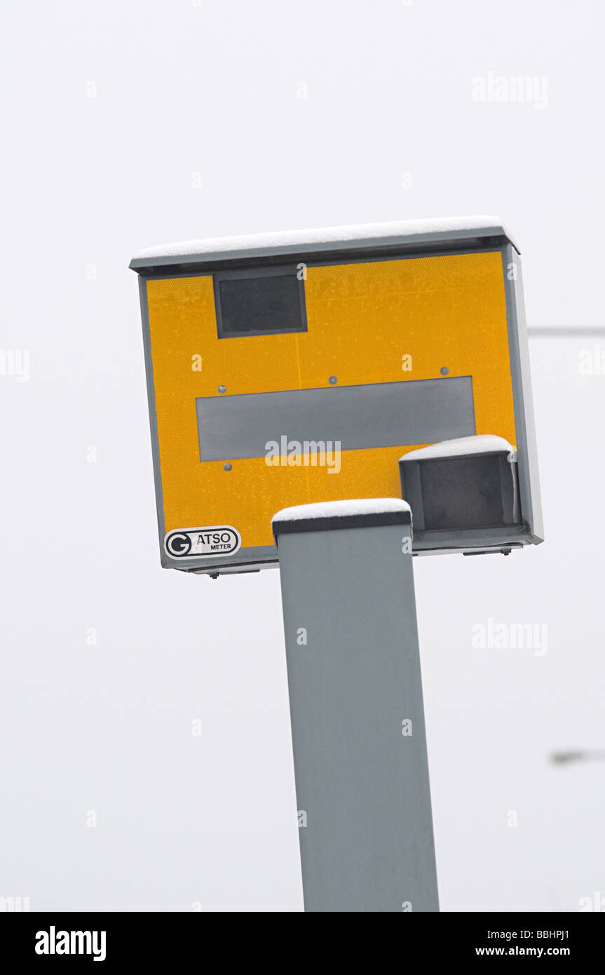 Gatso warning hi-res stock photography and images - Alamy