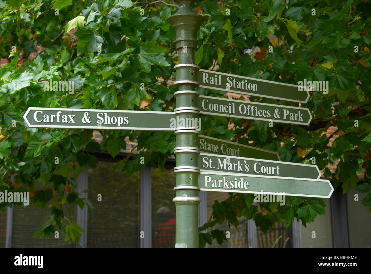 Carfax sign hi-res stock photography and images - Alamy