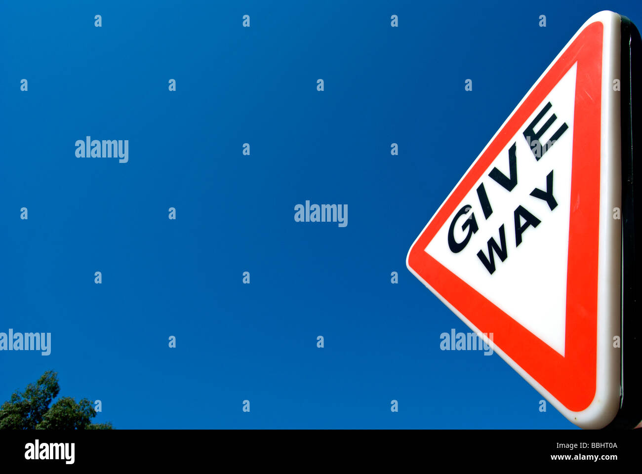 British give way hi-res stock photography and images - Alamy