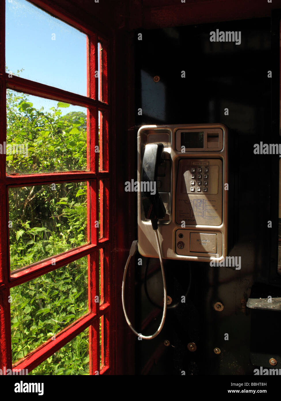 Red pay phone box old interior hi-res stock photography and images - Alamy