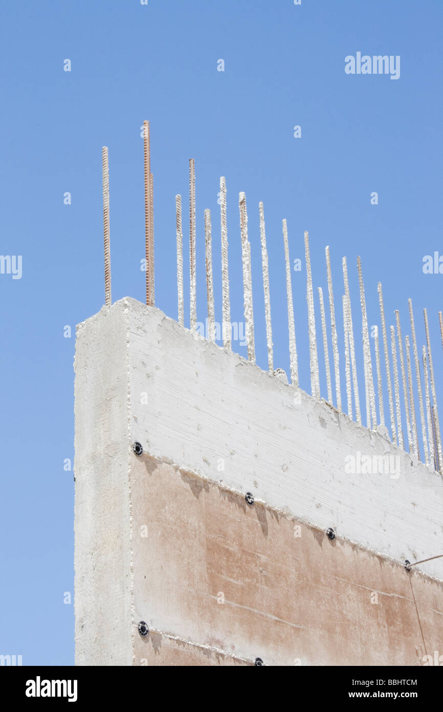 Reinforced concrete wall hi-res stock photography and images - Alamy