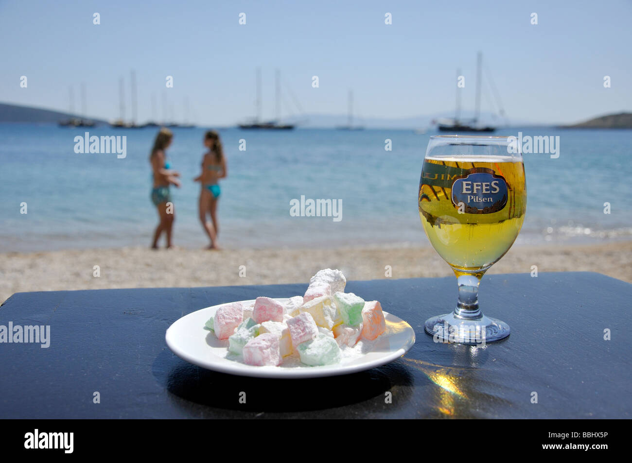 Efes Pilsen Turkish Beer High Resolution Stock Photography and Images ...