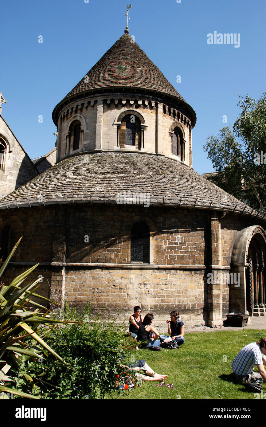 the round church officially the church of the holy sepulchre built ...