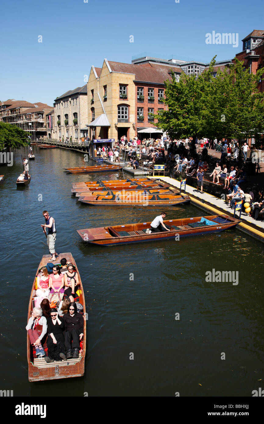 Punt cambridge hi-res stock photography and images - Alamy
