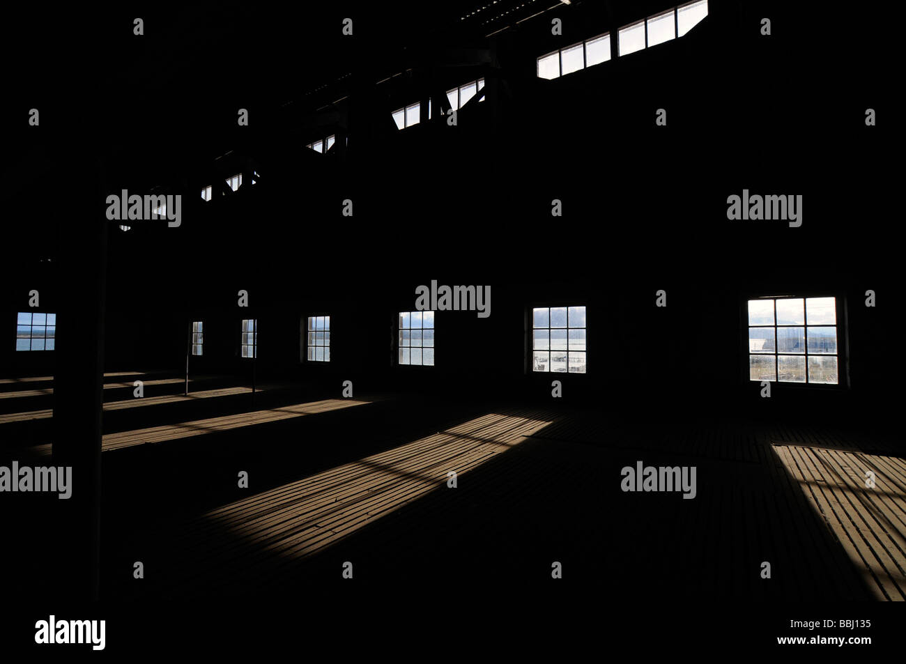 Loft windows factory hi-res stock photography and images - Alamy