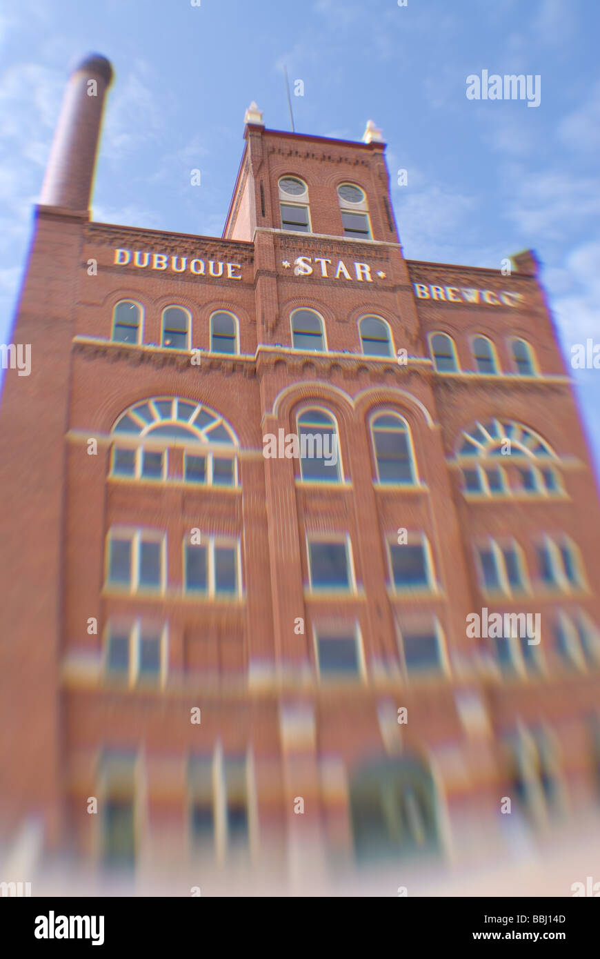 Dubuque star brewery hi-res stock photography and images - Alamy