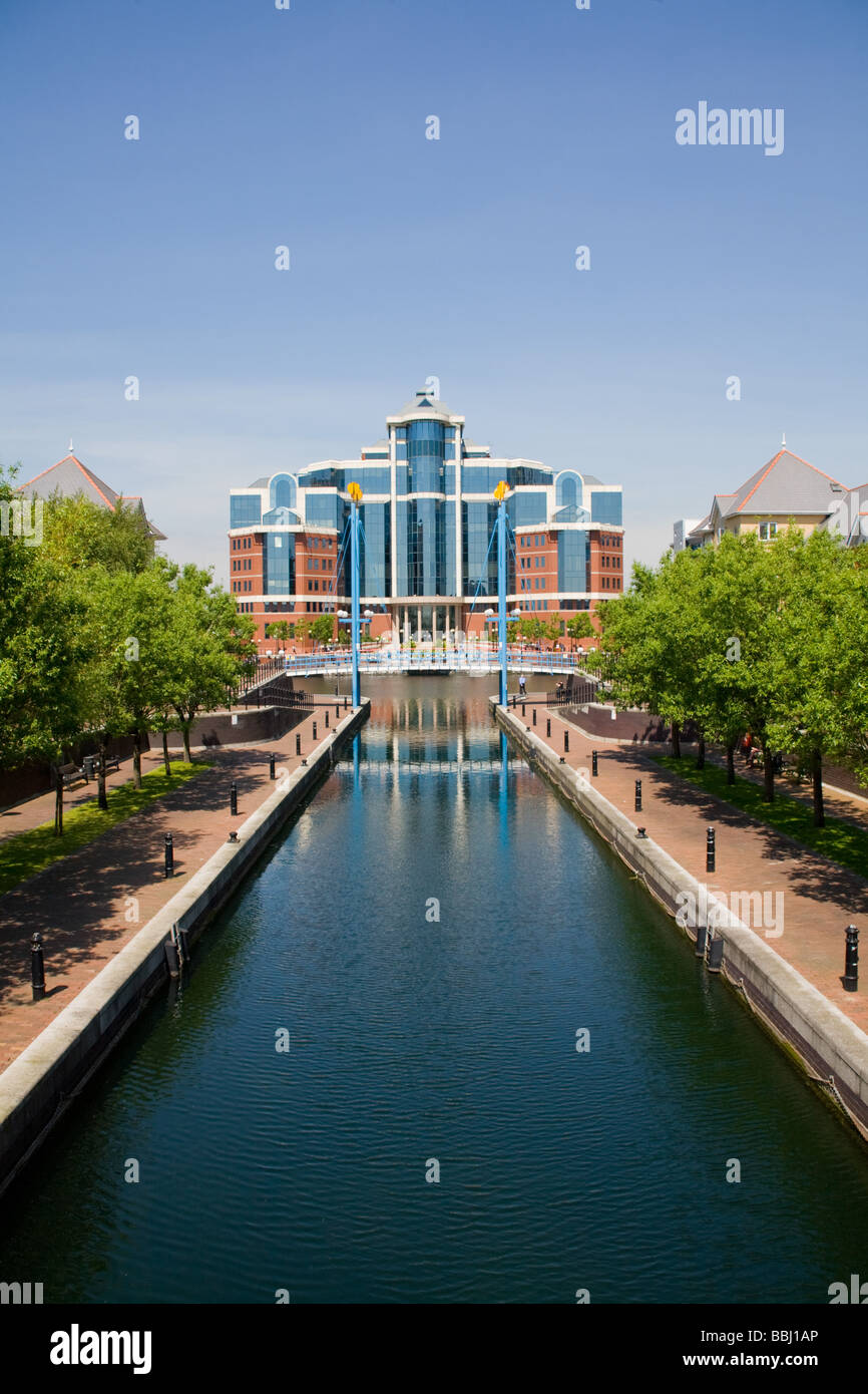Victoria harbour building Stock Photo - Alamy