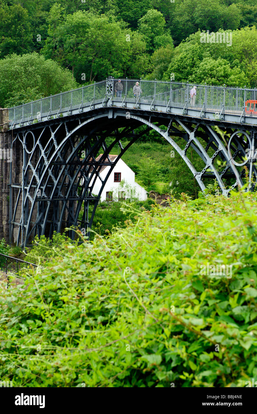 The world's first Iron Bridge over the River Severn at Ironbridge ...