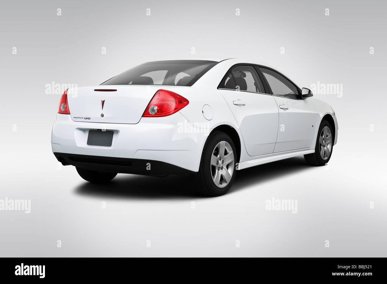 2009 Pontiac G6 in White - Rear angle view Stock Photo - Alamy