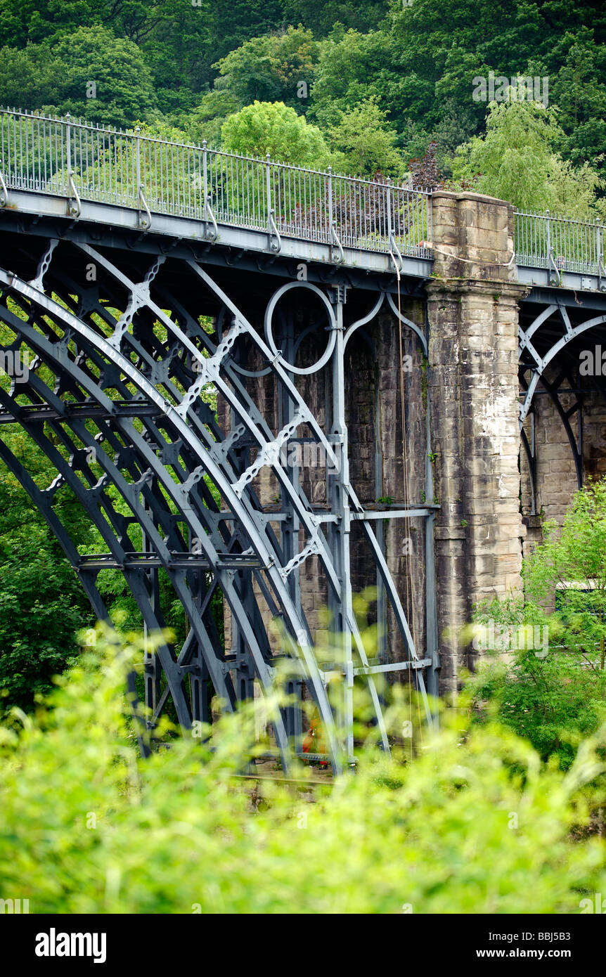 The world's first Iron Bridge over the River Severn at Ironbridge ...