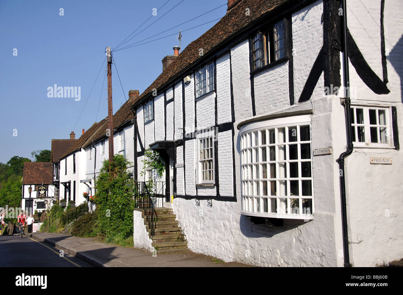 Oxted high street surrey england hi-res stock photography and images ...