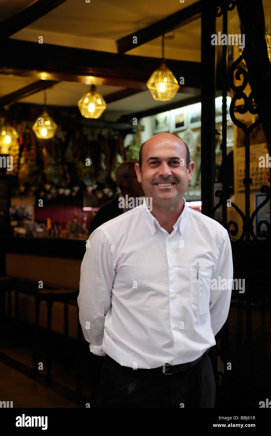 Spain spanish man standing hi-res stock photography and images - Alamy