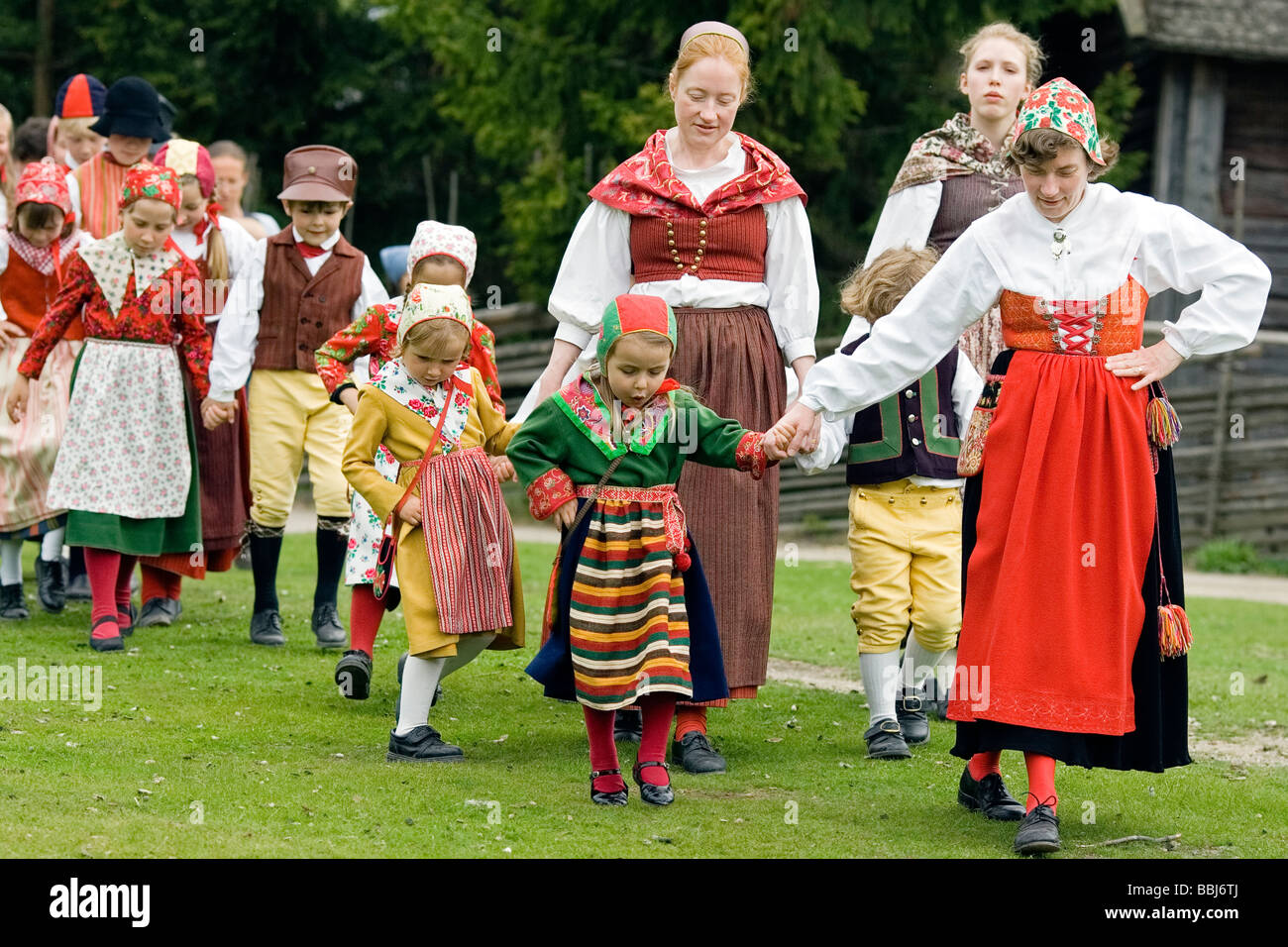 Swedish folk dance children hi-res stock photography and images - Alamy