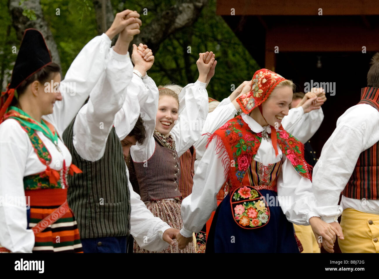 Swedish folk dance hi-res stock photography and images - Alamy