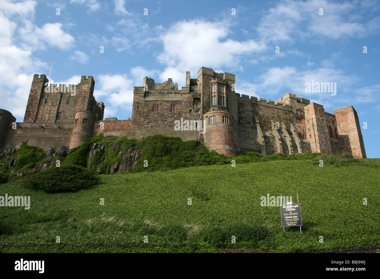 English border castle hi-res stock photography and images - Alamy