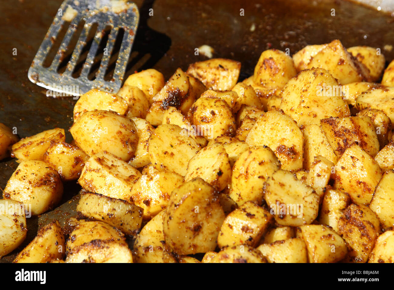 Pan potato hi-res stock photography and images - Alamy