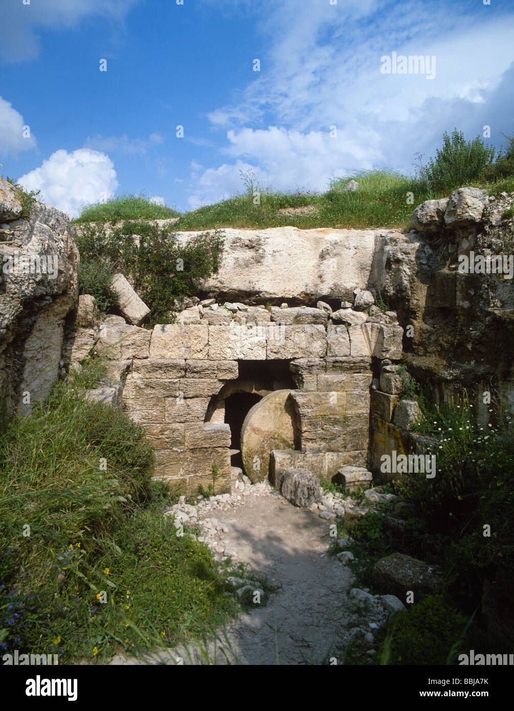 Israel tomb with rolling stone Stock Photo - Alamy