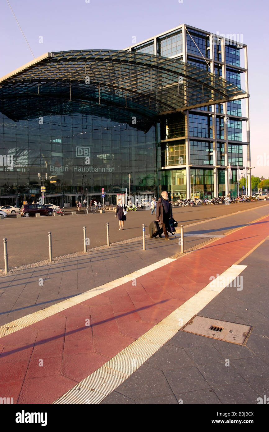 Berlin northern railway hi-res stock photography and images - Alamy