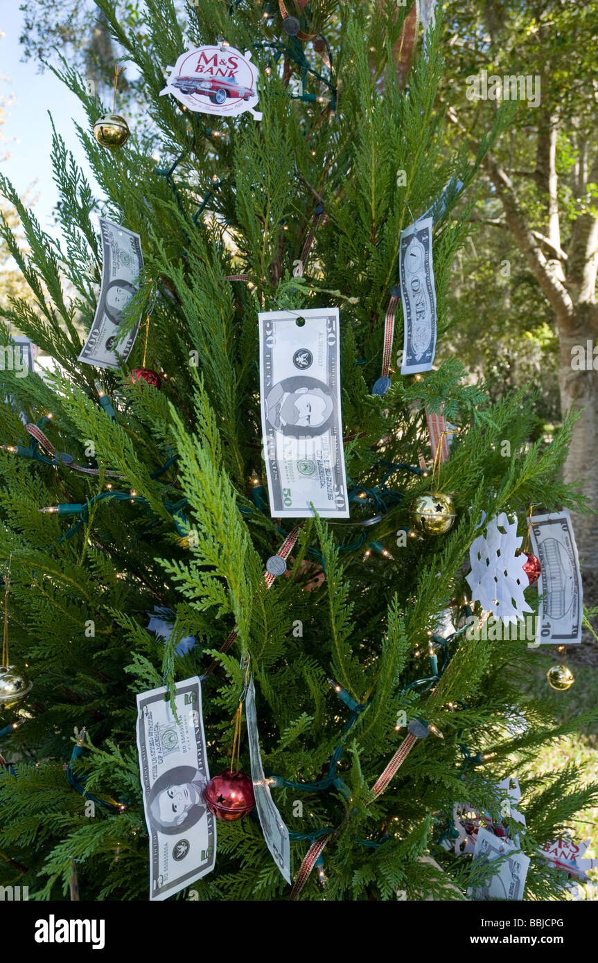 Fake bank hi-res stock photography and images - Alamy