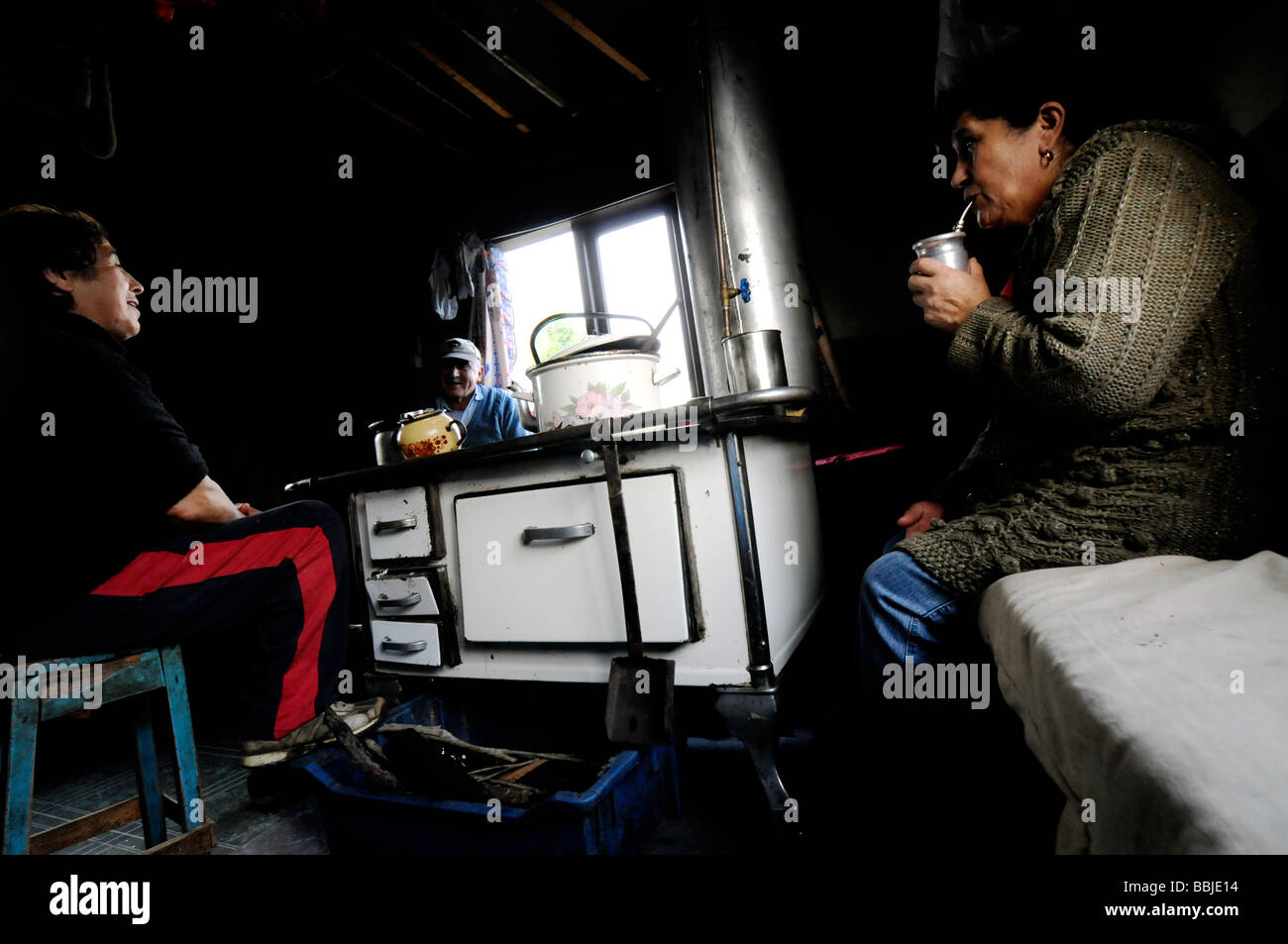 People after volcanic eruption hi-res stock photography and images - Alamy