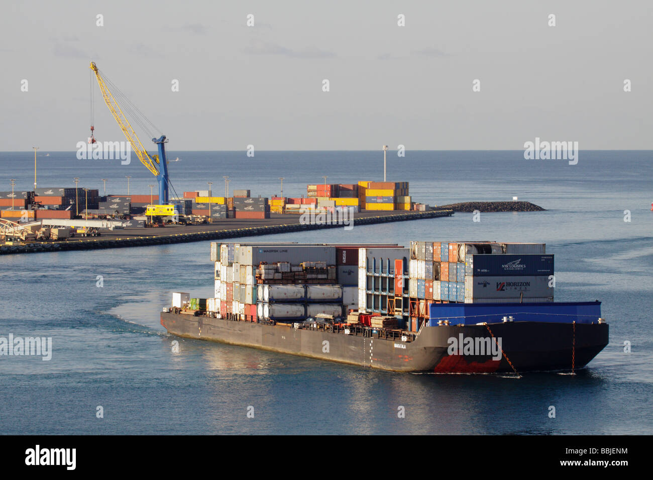 Hawaii ship barge hi-res stock photography and images - Alamy