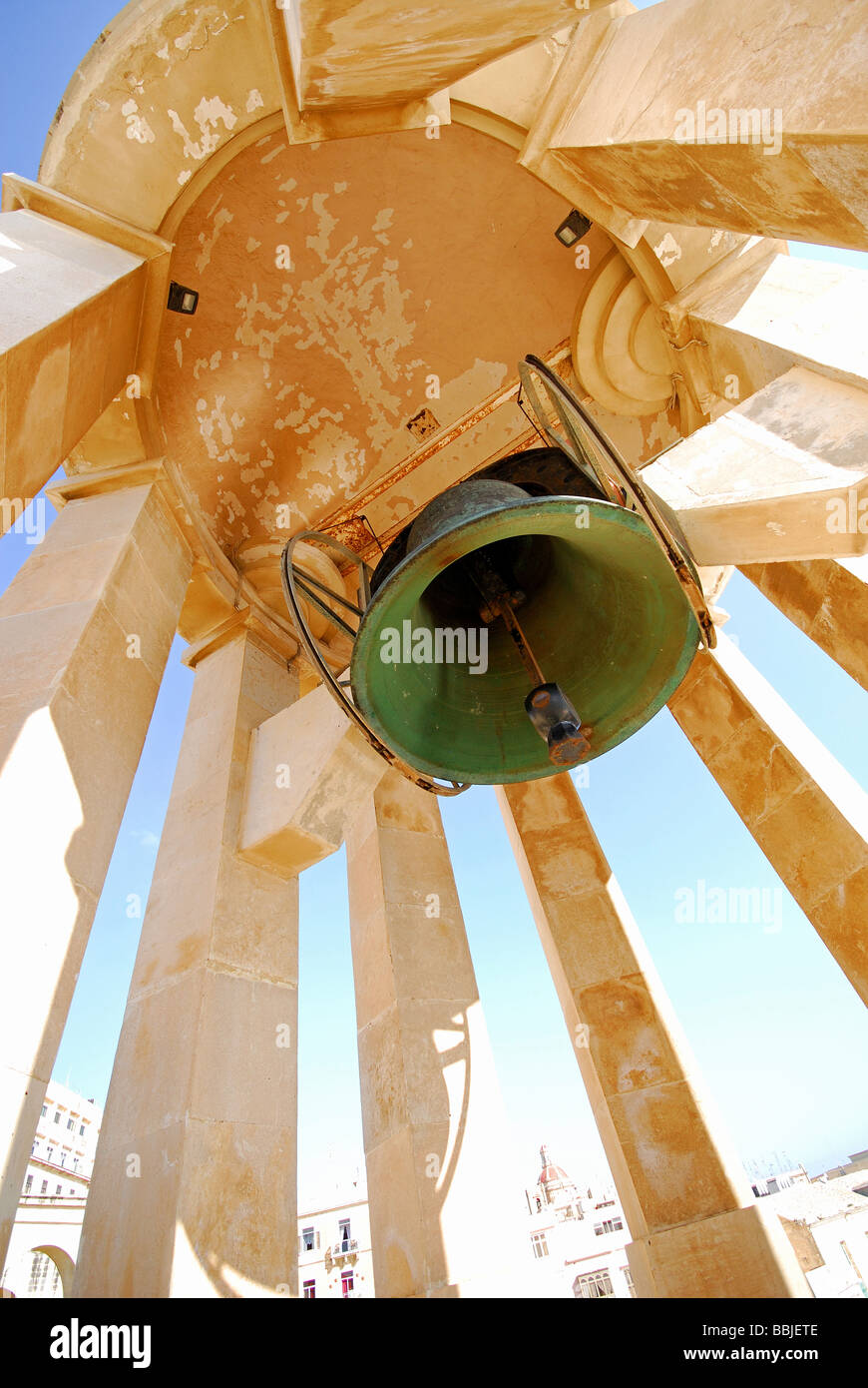 World war ii siege bell memorial hi-res stock photography and images ...