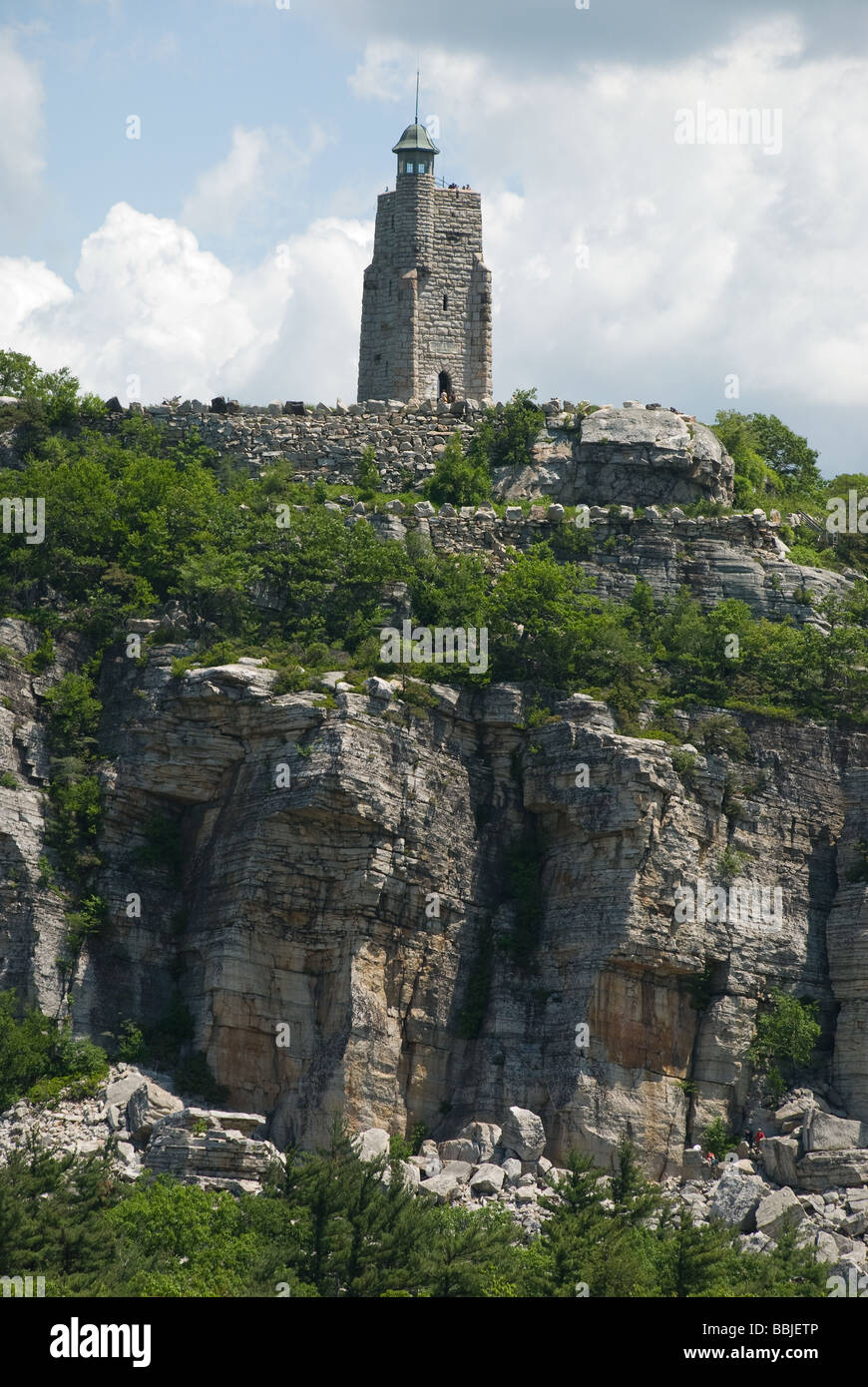 Albert K Smiley Memorial on top of Sky Top Mohonk Stock Photo - Alamy