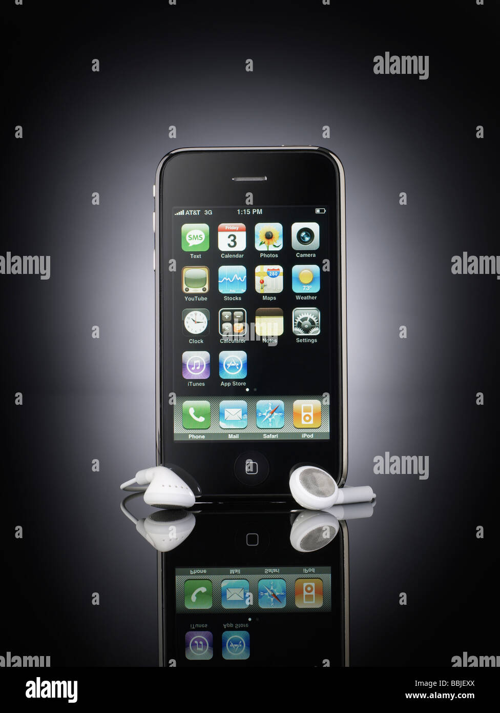 Iphone apple handset hi-res stock photography and images - Alamy