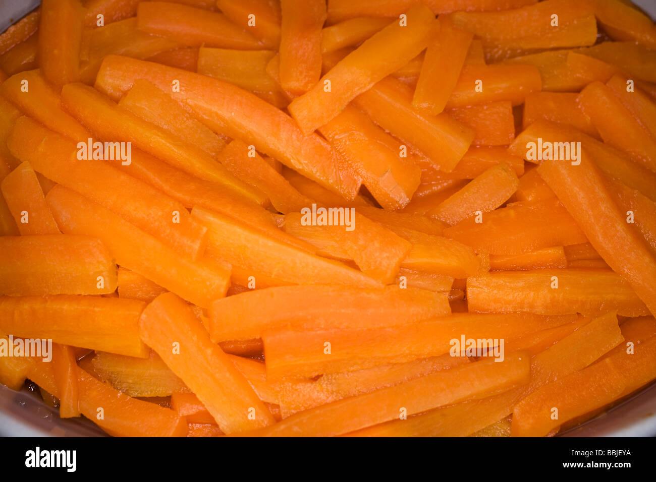 Sliced carrots hi-res stock photography and images - Alamy